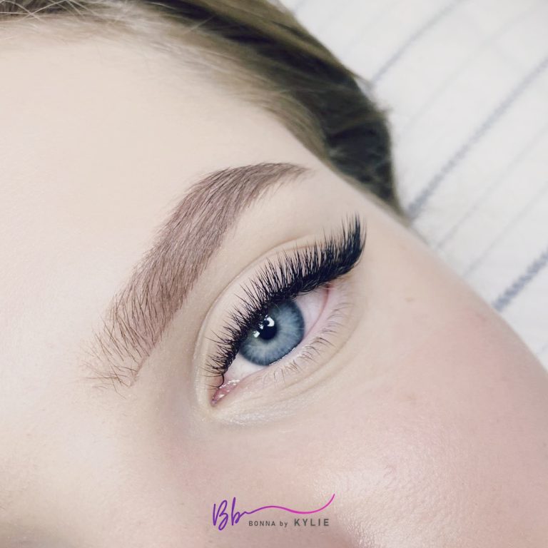 5 STEPS How To Make Your Eyelash Extensions Look Natural - Bonna Beauty